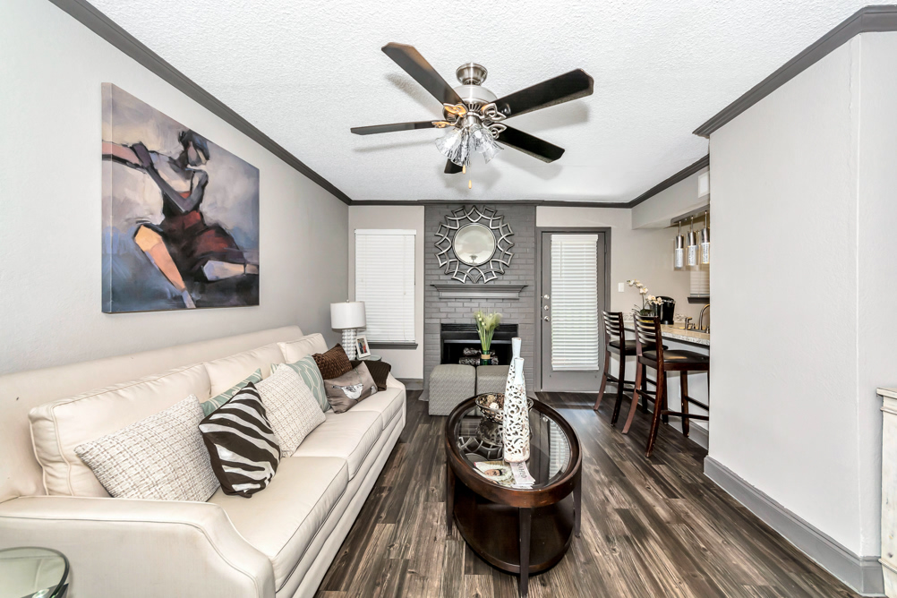 Azure Urban Living Apartments | Dallas Tx