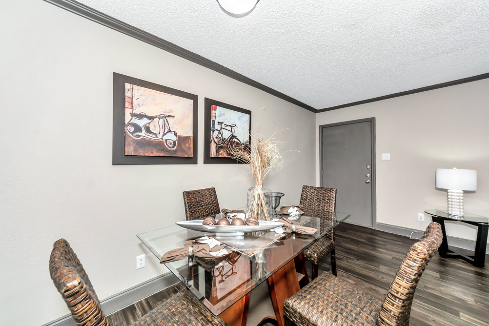 Azure Urban Living Apartments | Dallas Tx