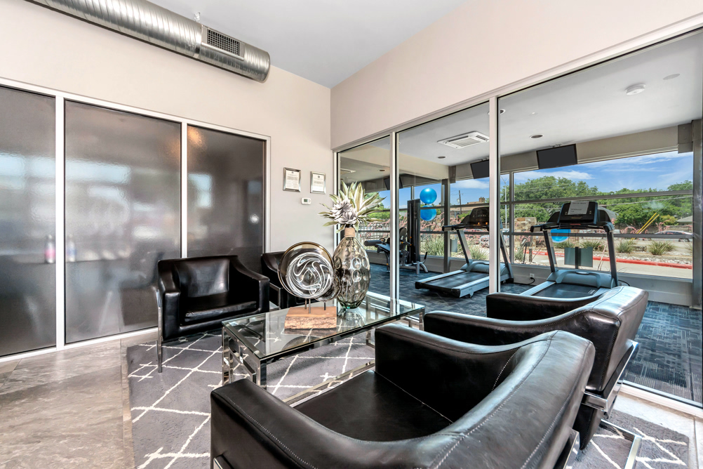 Azure Urban Living Apartments | Dallas Tx